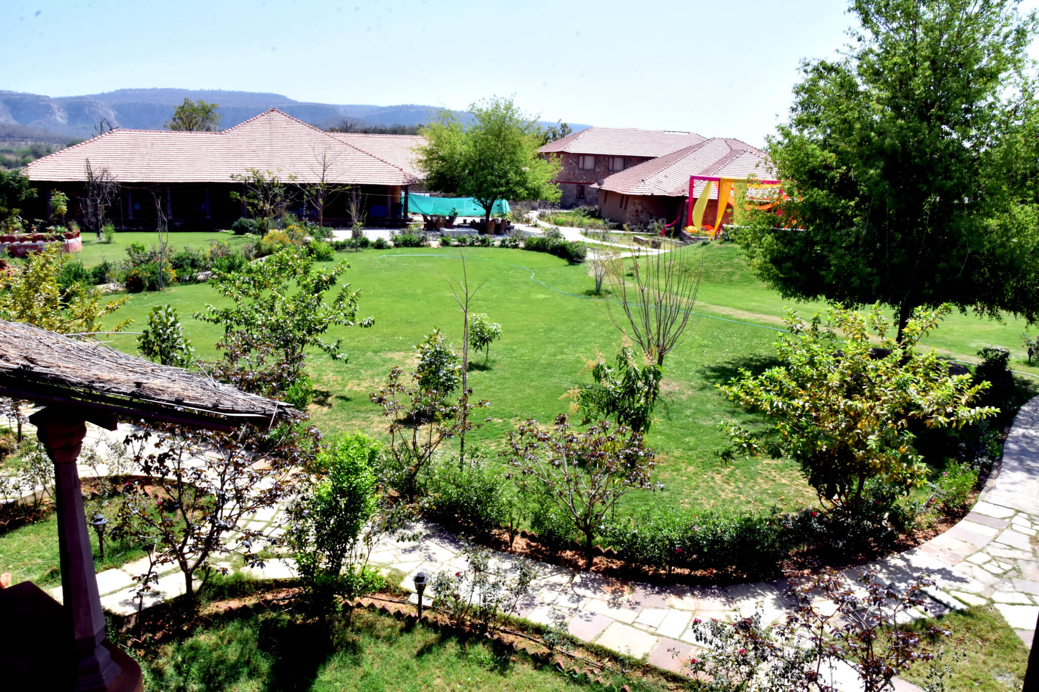 The Earth Resort – stotrakhotels.com